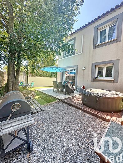 Maisons à vendre et appartements à louer - 1