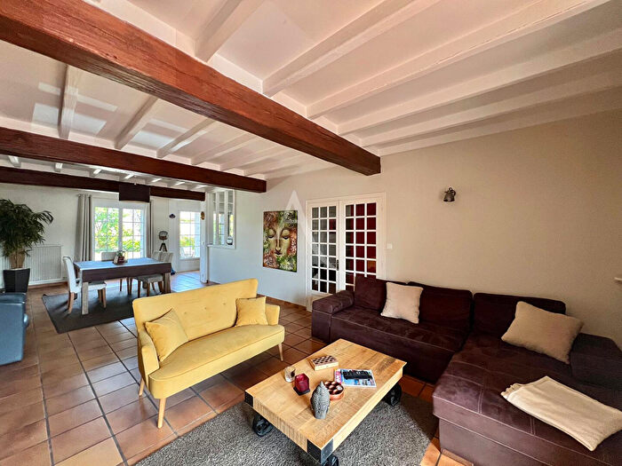 Maison à vendre - Talmont-Saint-Hilaire - 6 pièces - 4 chambres