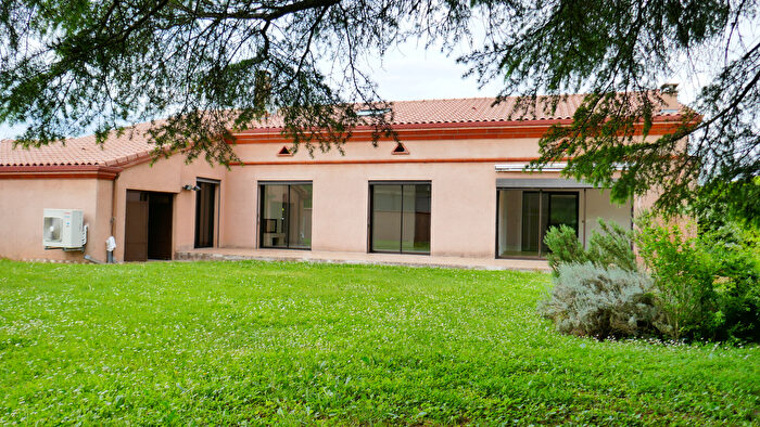 Maison 9 pièces à Rabastens, à vendre