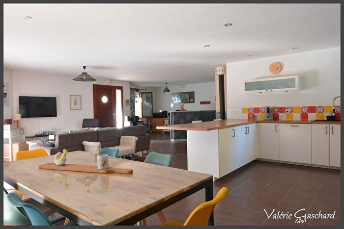 Maison à vendre - Ménesplet - 4 pièces - 3 chambres