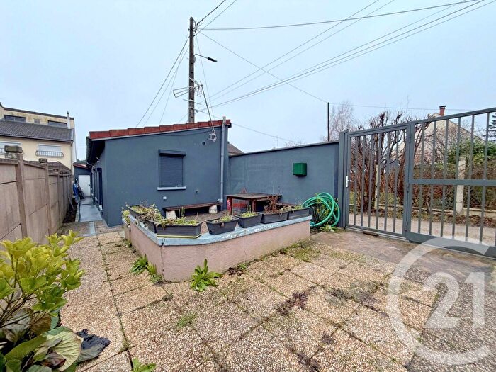 Maison à louer - Montigny-lès-Cormeilles - 4 pièces - 2 chambres