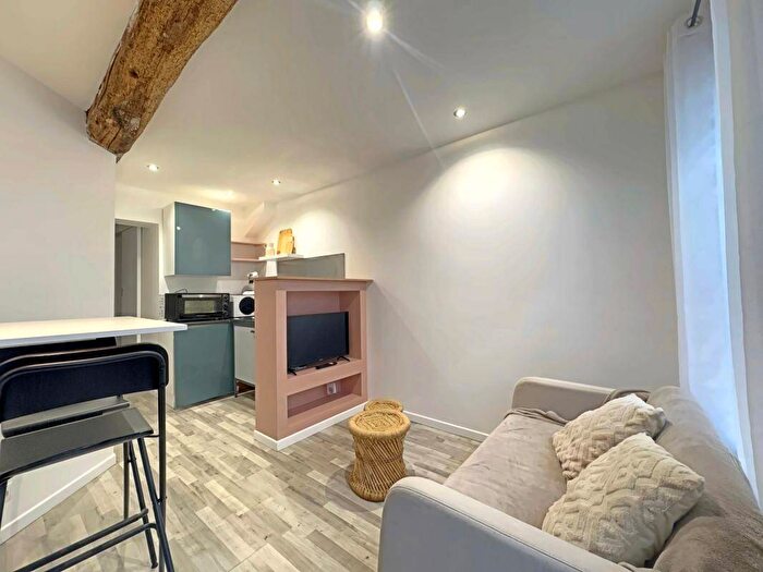 Appartement à louer - Saint Marc-Croix de Pierre-Saint Nicaise, Rouen - 2 pièces - 1 chambre