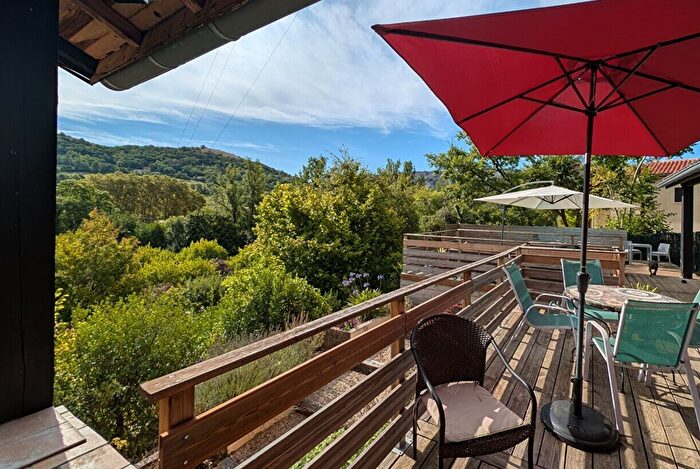 Maison à vendre - Saint-Antonin-Noble-Val - 6 pièces - 3 chambres