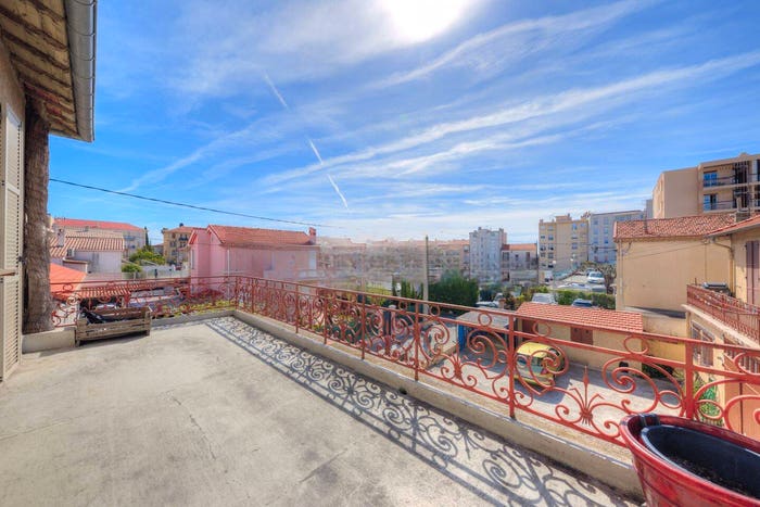 Appartement 3 pièces à louer - Les Pomarels, Saint-Laurent-du-Var