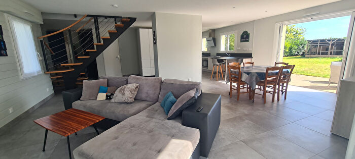 Maison à vendre - Saint-Molf - 5 pièces - 3 chambres