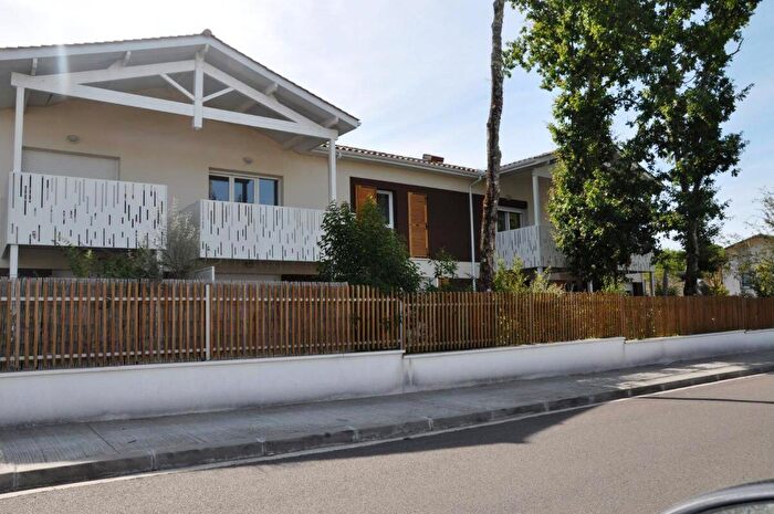 Issac-Cerillan, Saint-Médard-en-Jalles : Appartement 2 pièces à louer