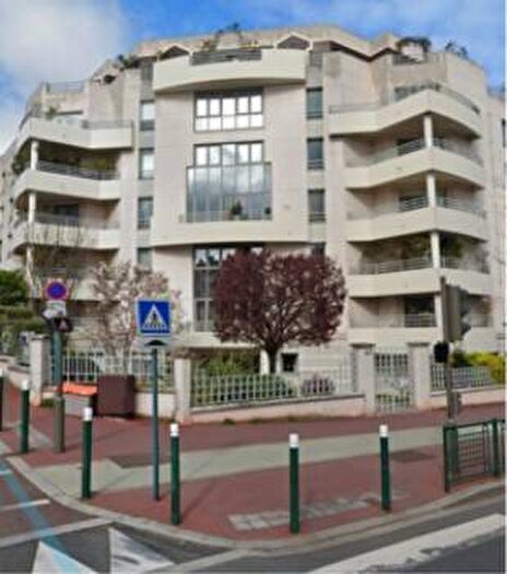 Appartement 1 pièce à Plateau Ouest, Suresnes, à louer