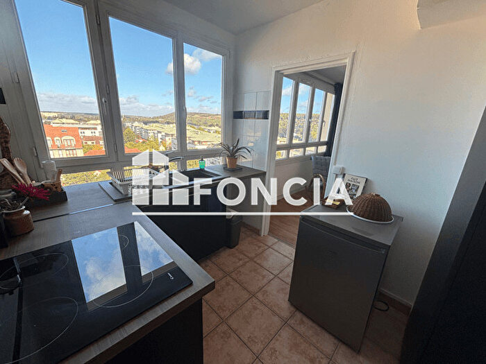 Appartement à vendre - Mantes-la-Jolie, Centre-ville - 3 pièces - 2 chambres