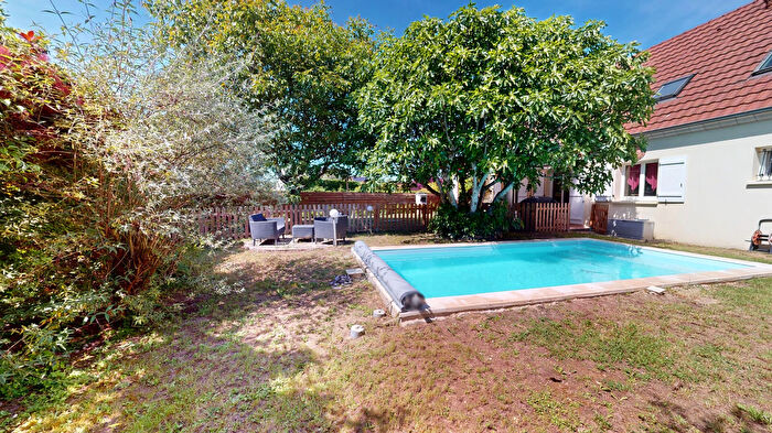 Fontenay-le-Vicomte : Maison 5 pièces à vendre