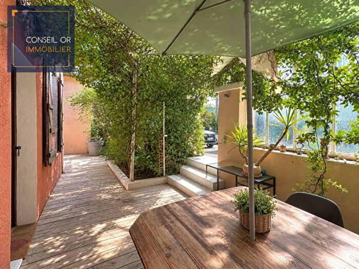 Maison 3 pièces à Oullins, Glacière, Montmein, à vendre