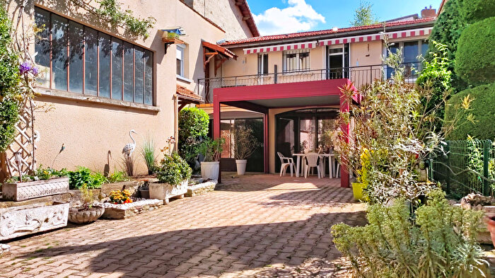 Maison à vendre - Vic-le-Comte - 7 pièces - 4 chambres