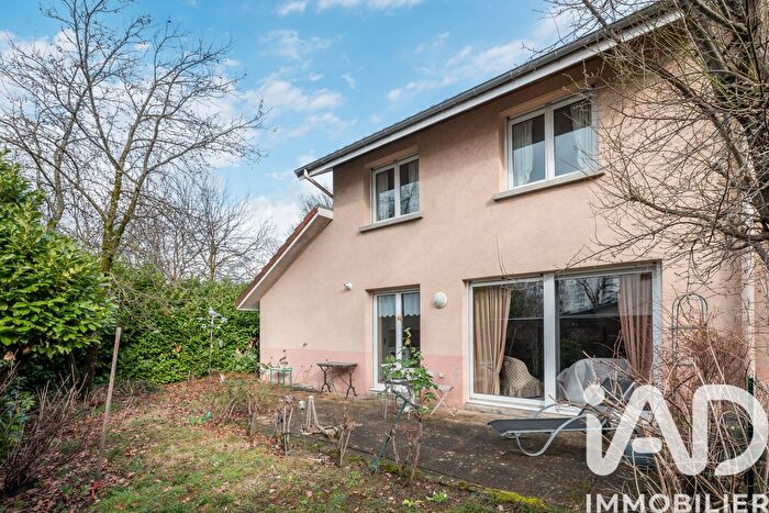 Appartement à vendre - Seyssinet-Pariset, Les Iles - 5 pièces - 4 chambres