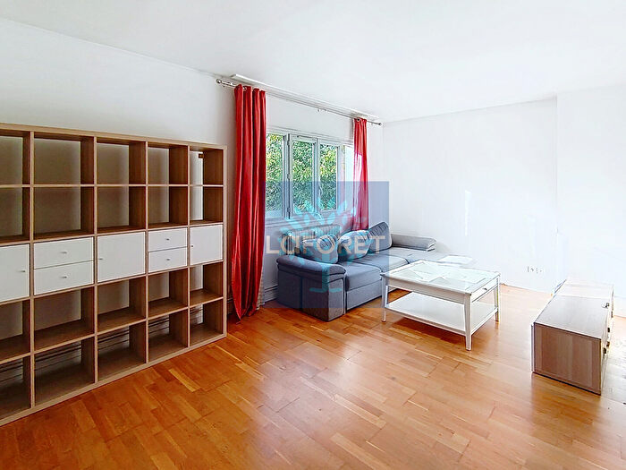 Appartement 3 pièces à louer à Chaumontel