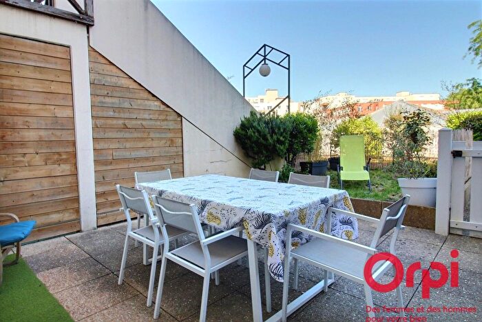 Montigny-le-Bretonneux, Saint-Quentin - Appartement 3 pièces à vendre