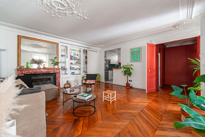 Appartement à vendre - Paris e  - 3 pièces - 1 chambre