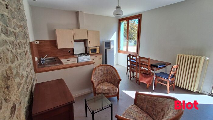 Domalain - Appartement 2 pièces à louer