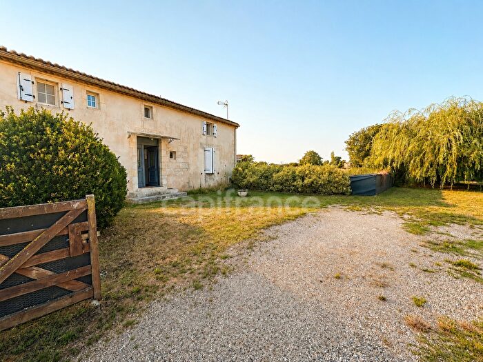 Maison 6 pièces à vendre - Corme-Royal