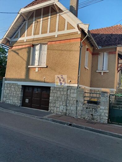 Maison 3 pièces à louer à Gond-Pontouvre