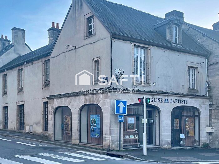 Maison à vendre - Bayeux, Centre-ville, Saint-Jean - 6 pièces - 4 chambres