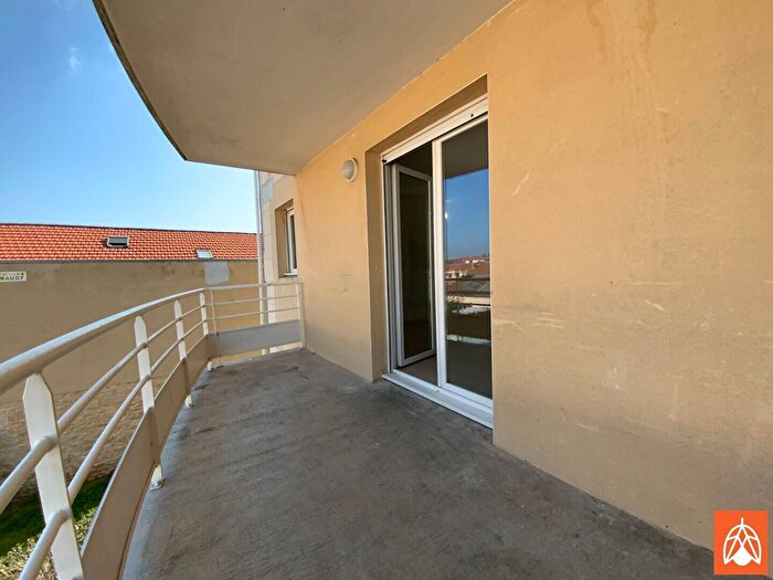 Appartement à louer - Chiron-Saint Suspi, Miramas - 2 pièces - 1 chambre