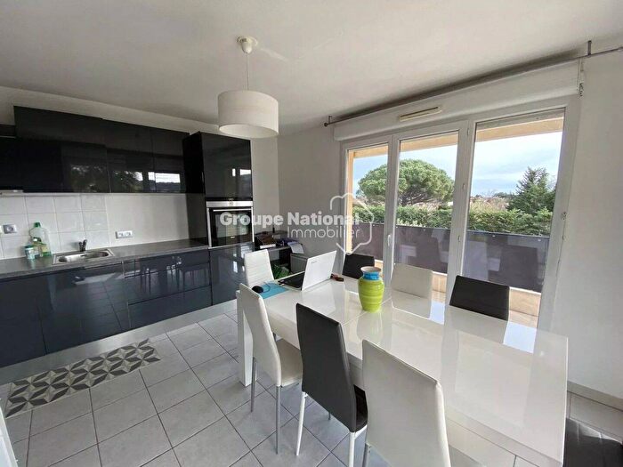 Centre Ville-Peyron, La Seyne-sur-Mer : Appartement 3 pièces à louer