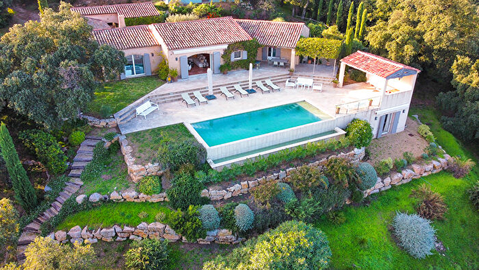 Maison à vendre - La Garde-Freinet - 5 pièces - 4 chambres