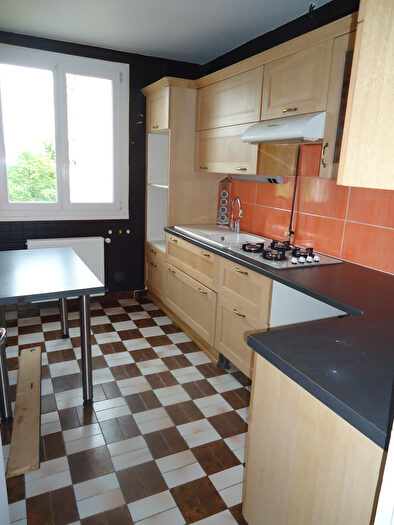 Appartement à louer - Nevers, Banlay - 4 pièces - 3 chambres