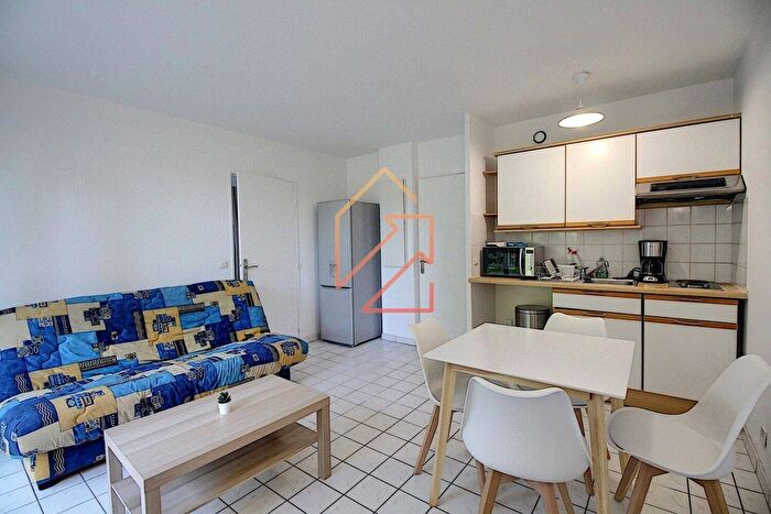 Beausoleil, Combs-la-Ville : Appartement 2 pièces à louer