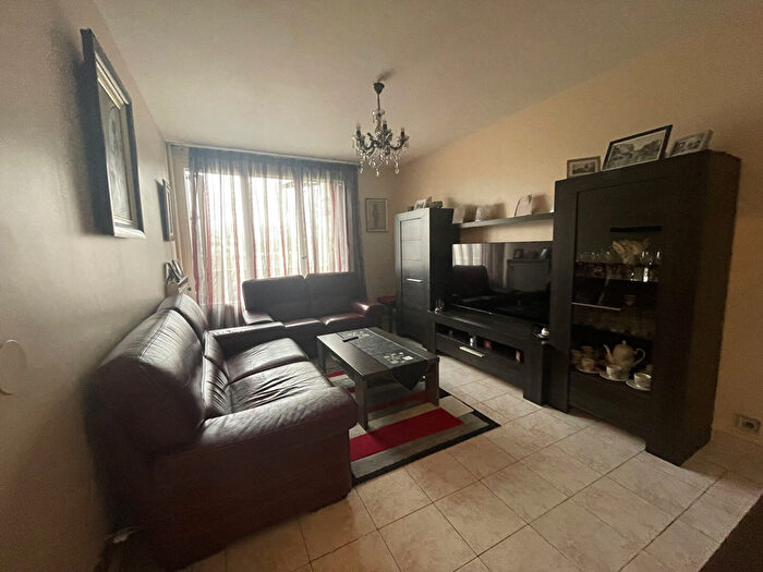 Appartement à vendre - Épinay-sur-Seine, Les Béatus, Les Mobiles, La Briche, Bluementhal - 3 pièces - 2 chambres