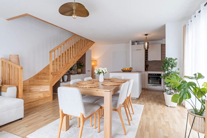 Maison à vendre - Guiche - 4 pièces - 3 chambres