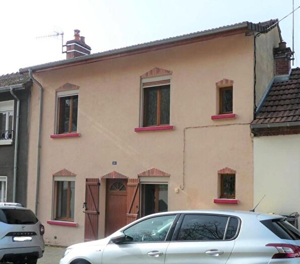 Maison à louer - La Chaume-Les Riaux, Le Creusot - 4 pièces - 3 chambres