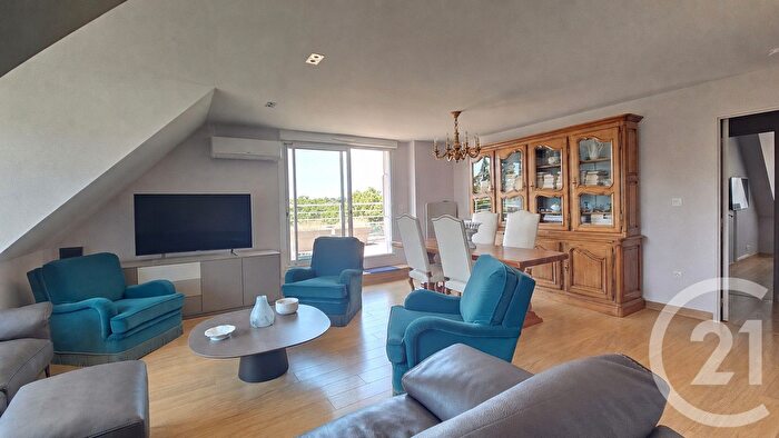 Appartement 4 pièces à Theix, à vendre