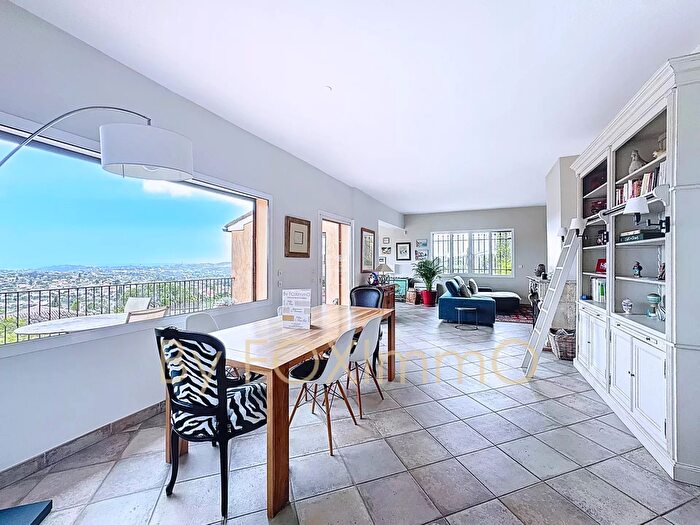 Maison à vendre - La Colle-sur-Loup - 5 pièces - 4 chambres