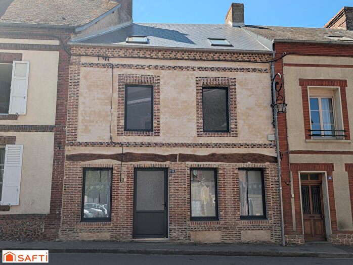 Moulins-la-Marche : Maison 6 pièces à vendre