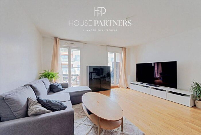 Appartement à louer - Rueil sur Seine-Plaine-Gare, Rueil-Malmaison - 3 pièces - 2 chambres