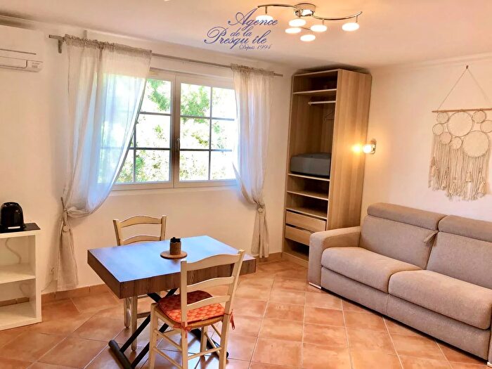 Appartement 1 pièce à Hyères, La Capte, à louer