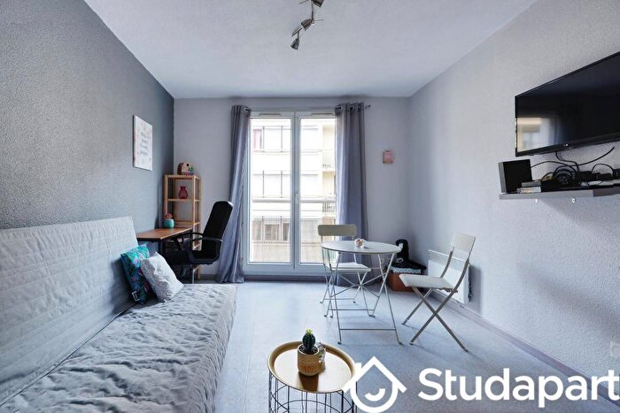 Appartement à louer - Saint Pierre, Marseille ème - 1 pièce