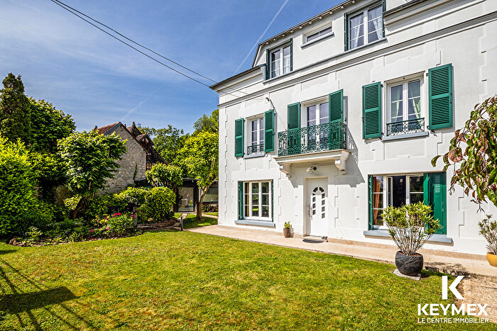 Parmain : Maison 11 pièces à vendre