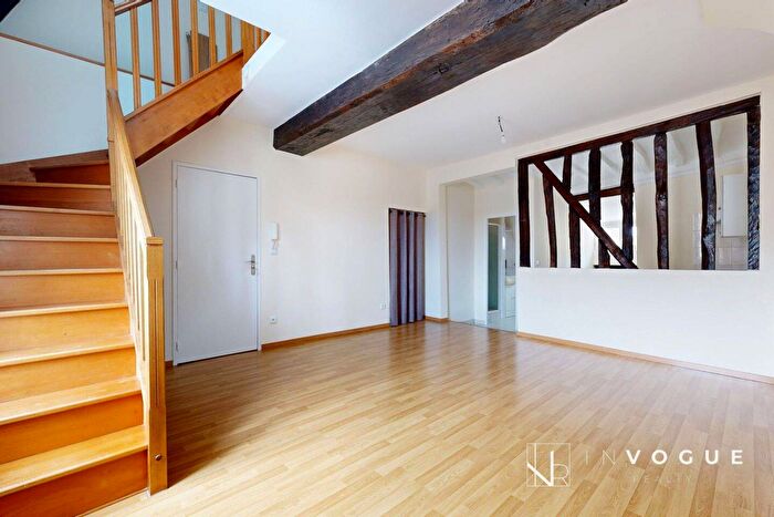 Appartement à louer - Neauphle-le-Château - 2 pièces - 1 chambre