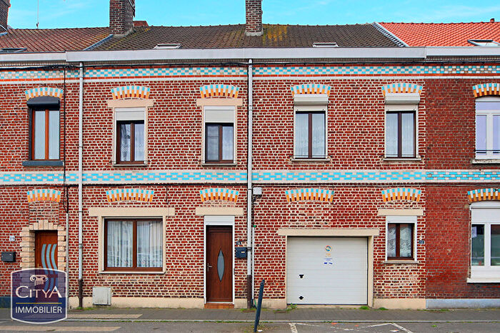 Carvin, Centre-ville : Maison 9 pièces à vendre