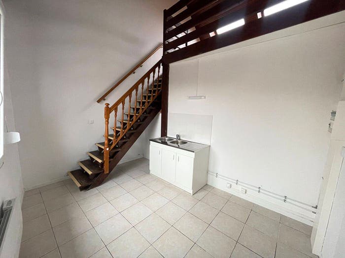 Appartement 2 pièces à Faubourg d'Isle-Neuville, Saint-Quentin, à louer