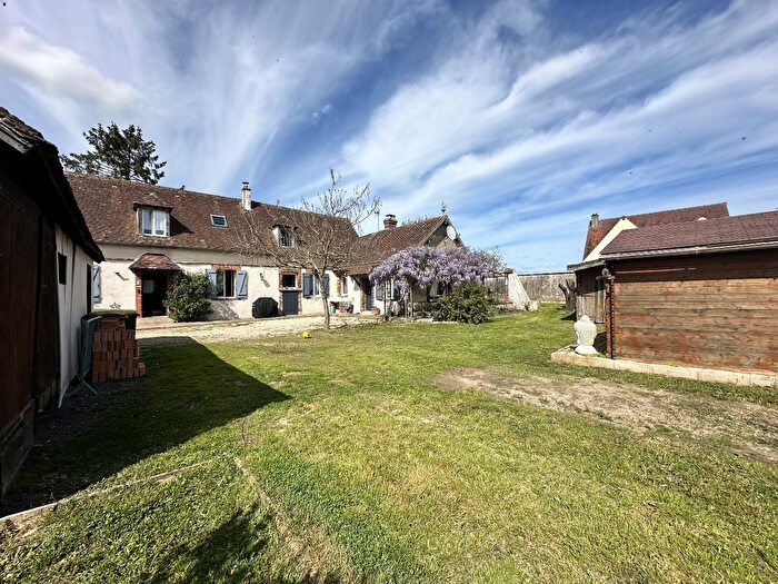 Maison à vendre - Tremblay-les-Villages - 7 pièces - 3 chambres