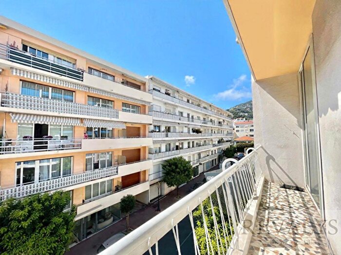 Beaulieu-sur-Mer : Appartement 3 pièces à vendre