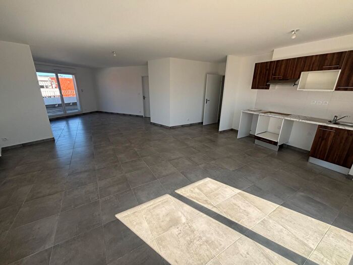 Appartement à louer - Cugnaux, Centre-ville - 5 pièces - 4 chambres