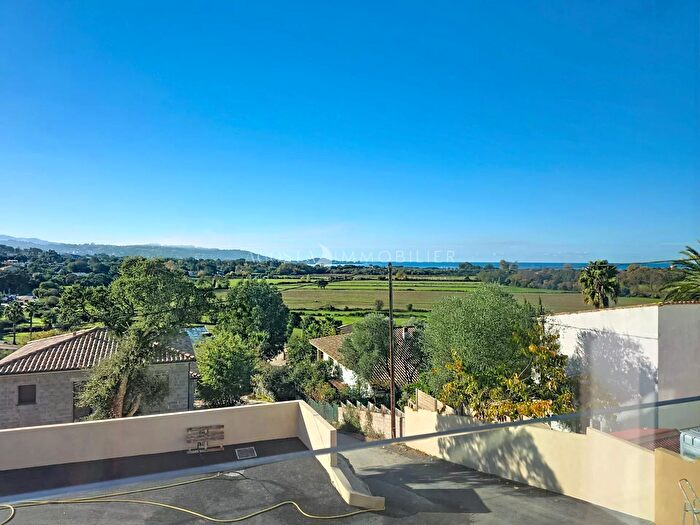 Appartement à vendre - Grosseto-Prugna - 3 pièces - 2 chambres