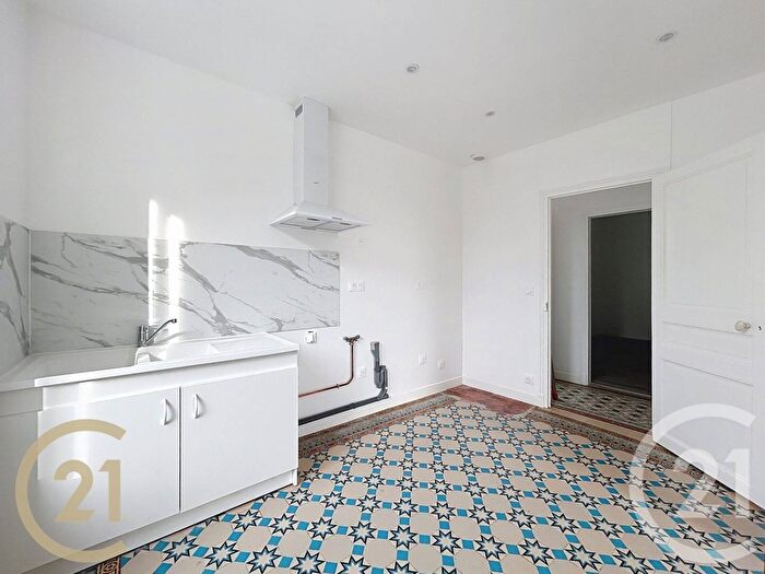 Maison à louer - Moret Loing et Orvanne - 3 pièces - 2 chambres