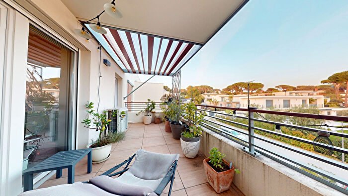 Appartement à vendre - Saint-Raphaël, Valescure, Vaulongue - 3 pièces - 2 chambres