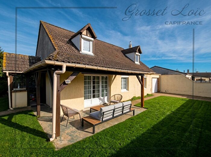 Maison 5 pièces à Neuilly-sous-Clermont, à vendre
