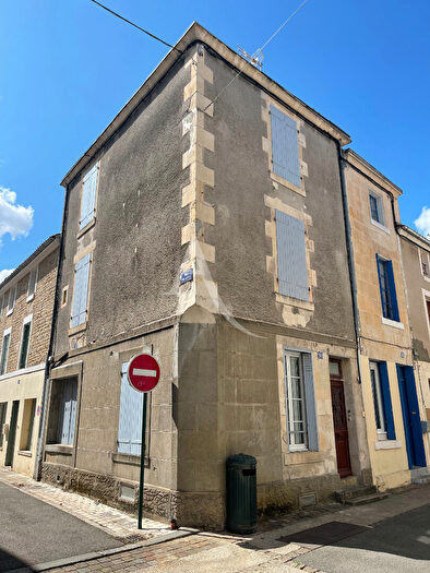 Maison à vendre - Fontenay-le-Comte, Centre-ville, Les Loges, La Pommeraie, La Sablière - 3 pièces