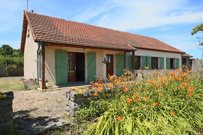 Maison 5 pièces à Curgy, à vendre